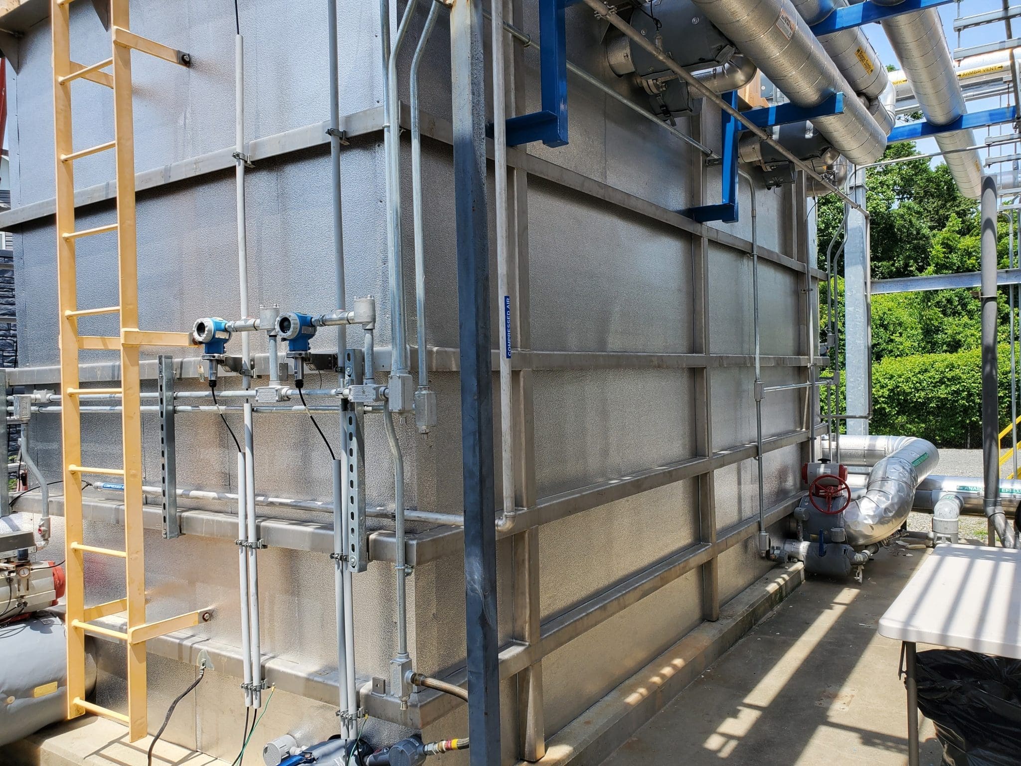 Industrial Mechanical Insulation - Large Waste Water Tank ...